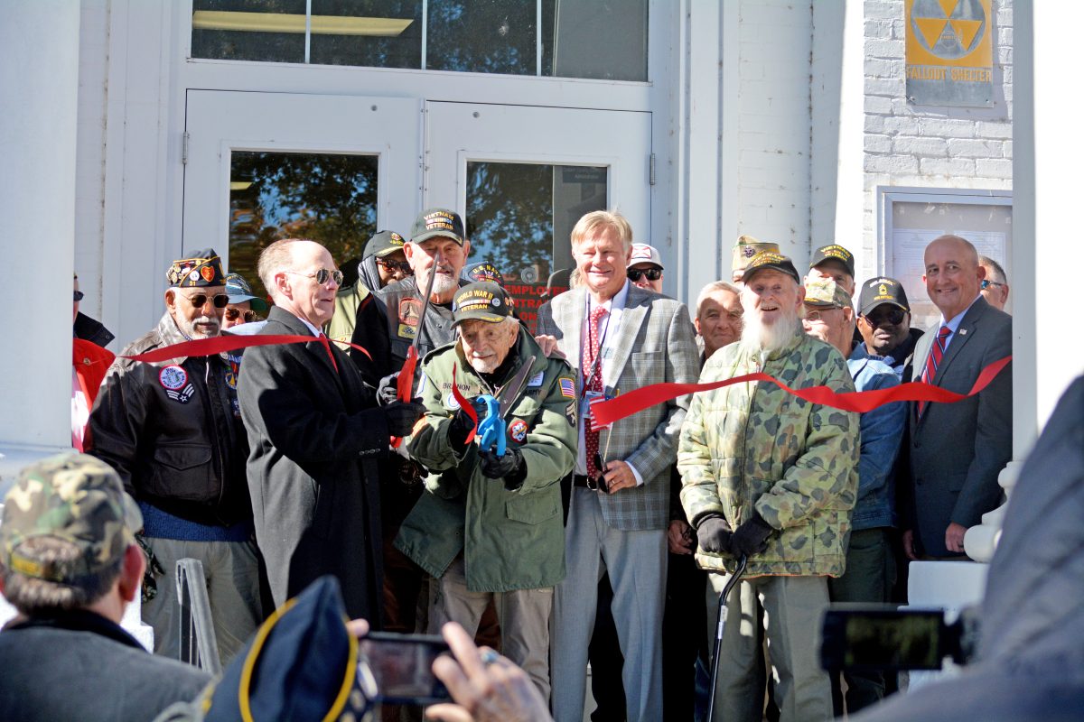 Ribbon cutting for new veterans affairs office held during annual ...