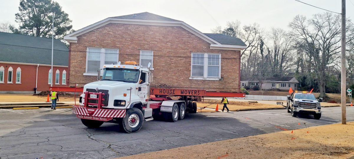 Historic Tuscumbia house relocated to new home – Colbert County Reporter