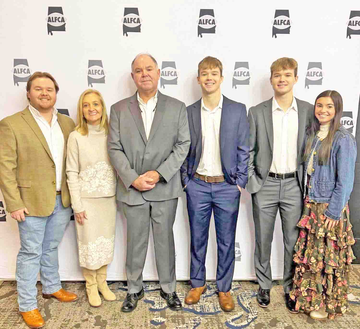 Basden retires after 18 seasons at helm of Trojans football – Colbert ...
